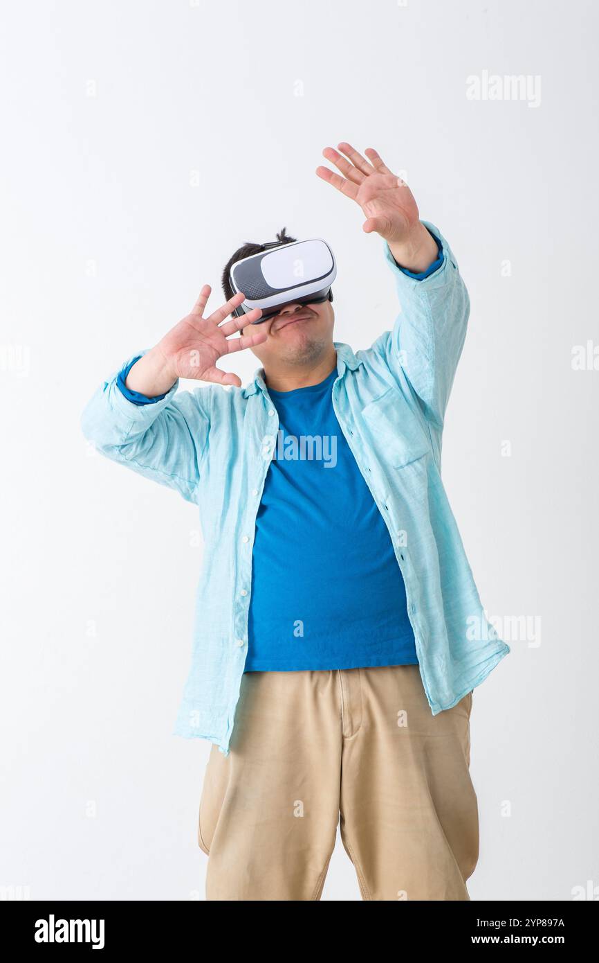 Man wearing VR Stock Photo - Alamy