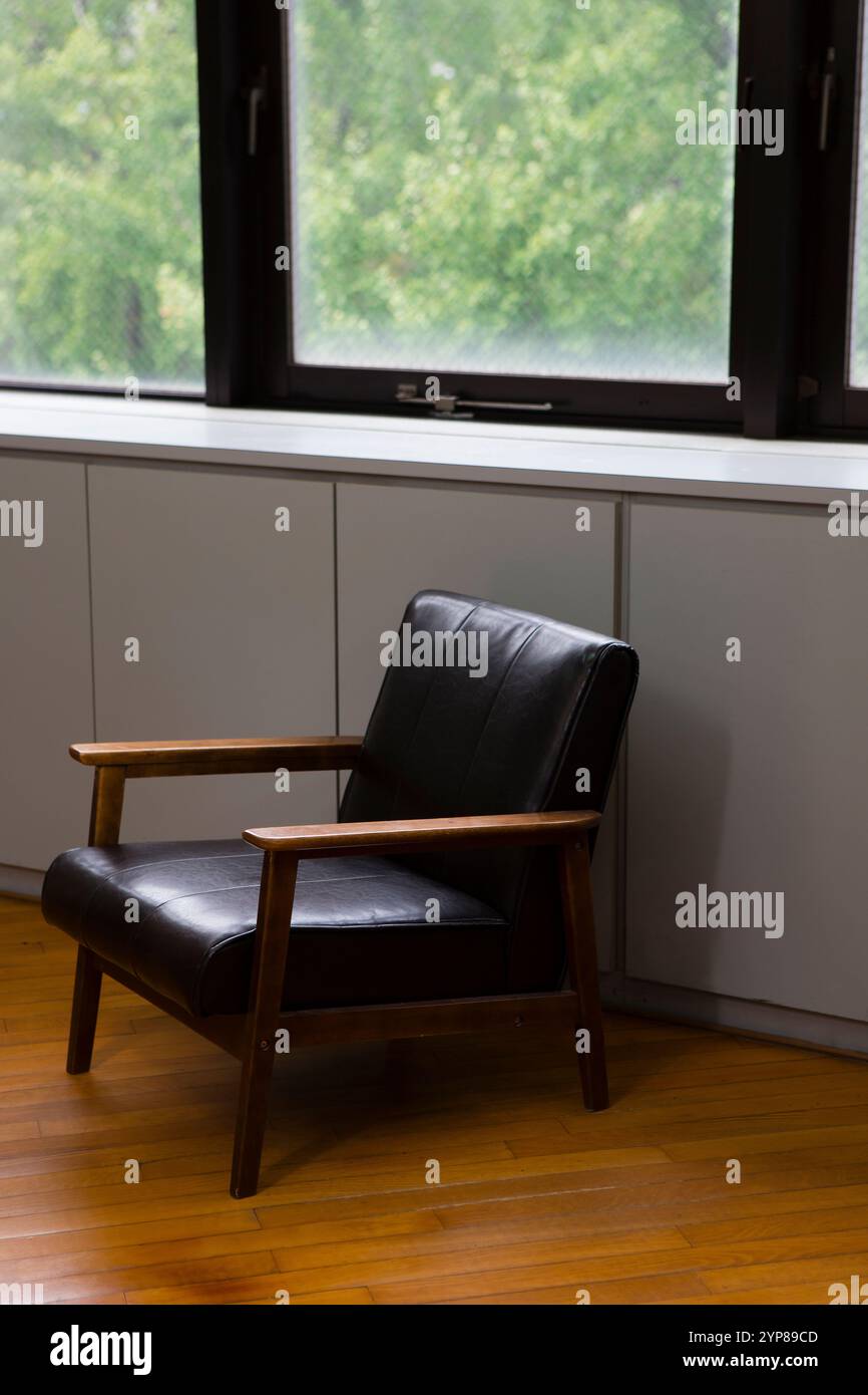 Office chairs desktop hi-res stock photography and images - Alamy