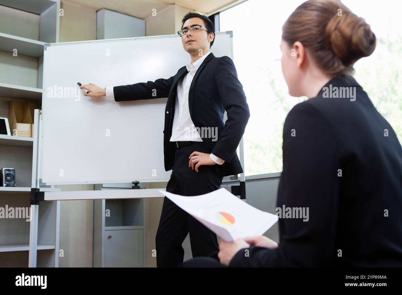 Office presentations hi-res stock photography and images - Alamy