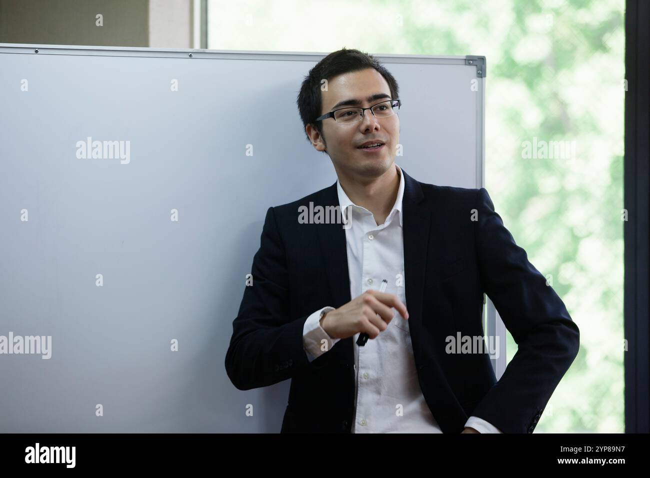 Business people making presentations Stock Photo - Alamy