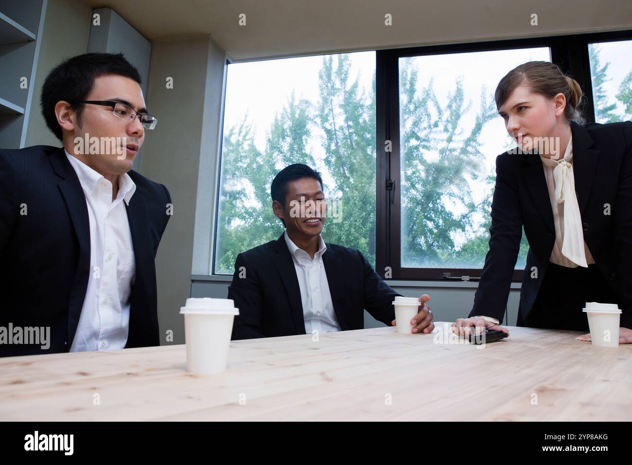 Business people arguing with each other Stock Photo - Alamy