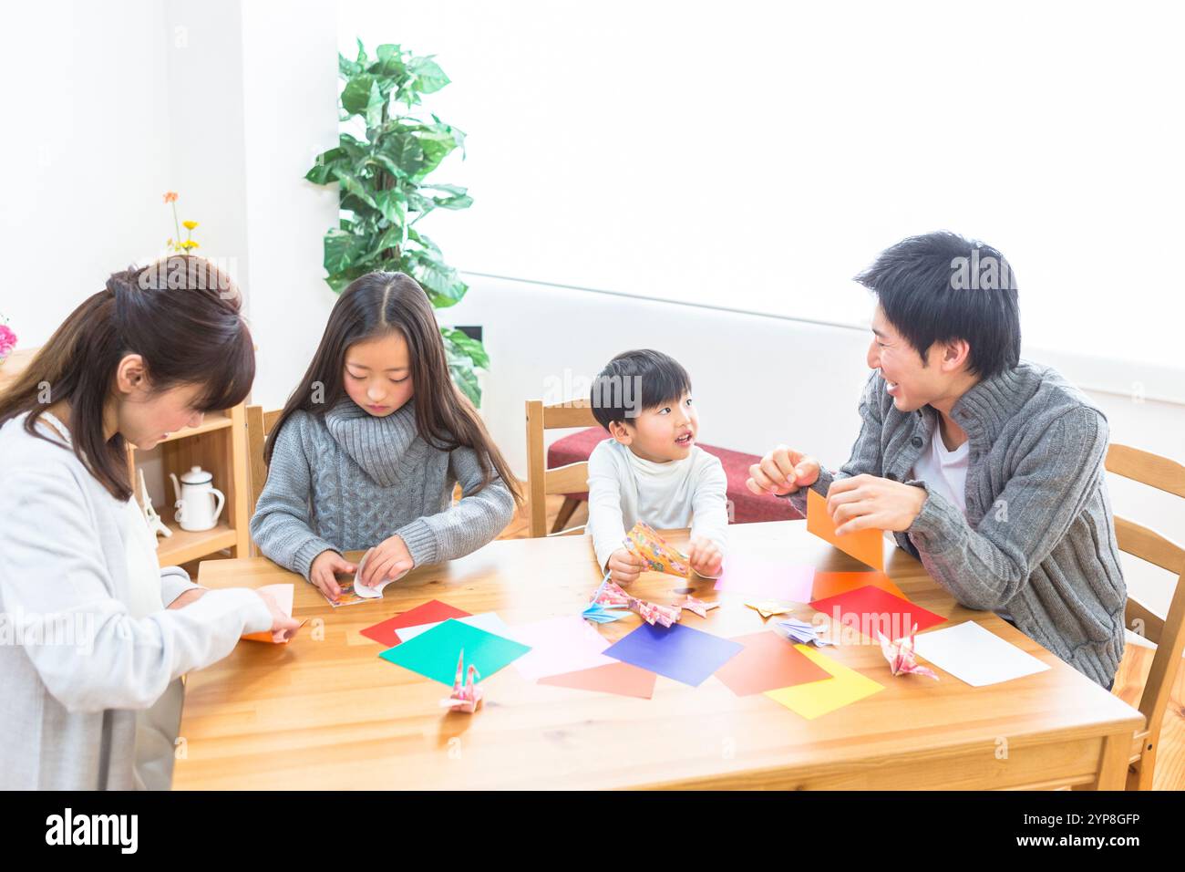 Japanese mother son doing hi-res stock photography and images - Alamy