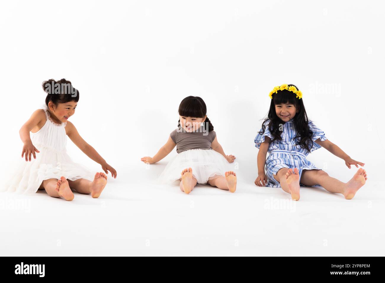 Barefoot japanese girls hi-res stock photography and images - Alamy