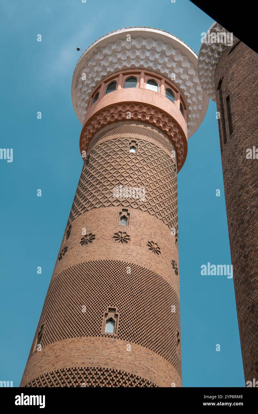 The minaret tower in International Grand Bazaar Xinjiang, Urumqi, China ...