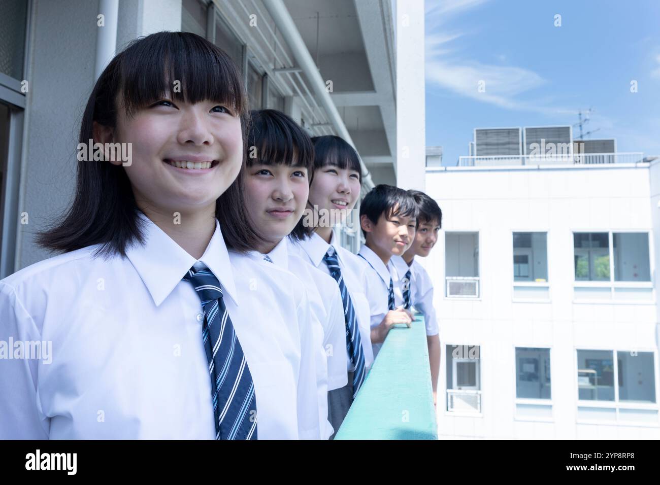 Secondary school children on hi-res stock photography and images - Alamy