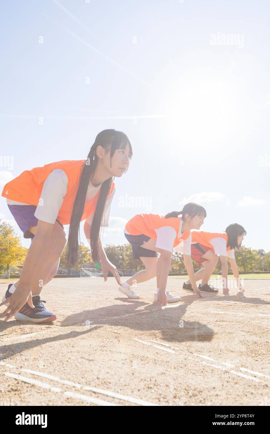 Line of students hi-res stock photography and images - Alamy