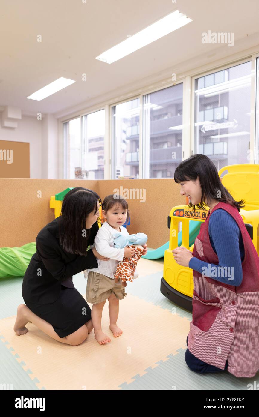 Dropping off child hi-res stock photography and images - Alamy