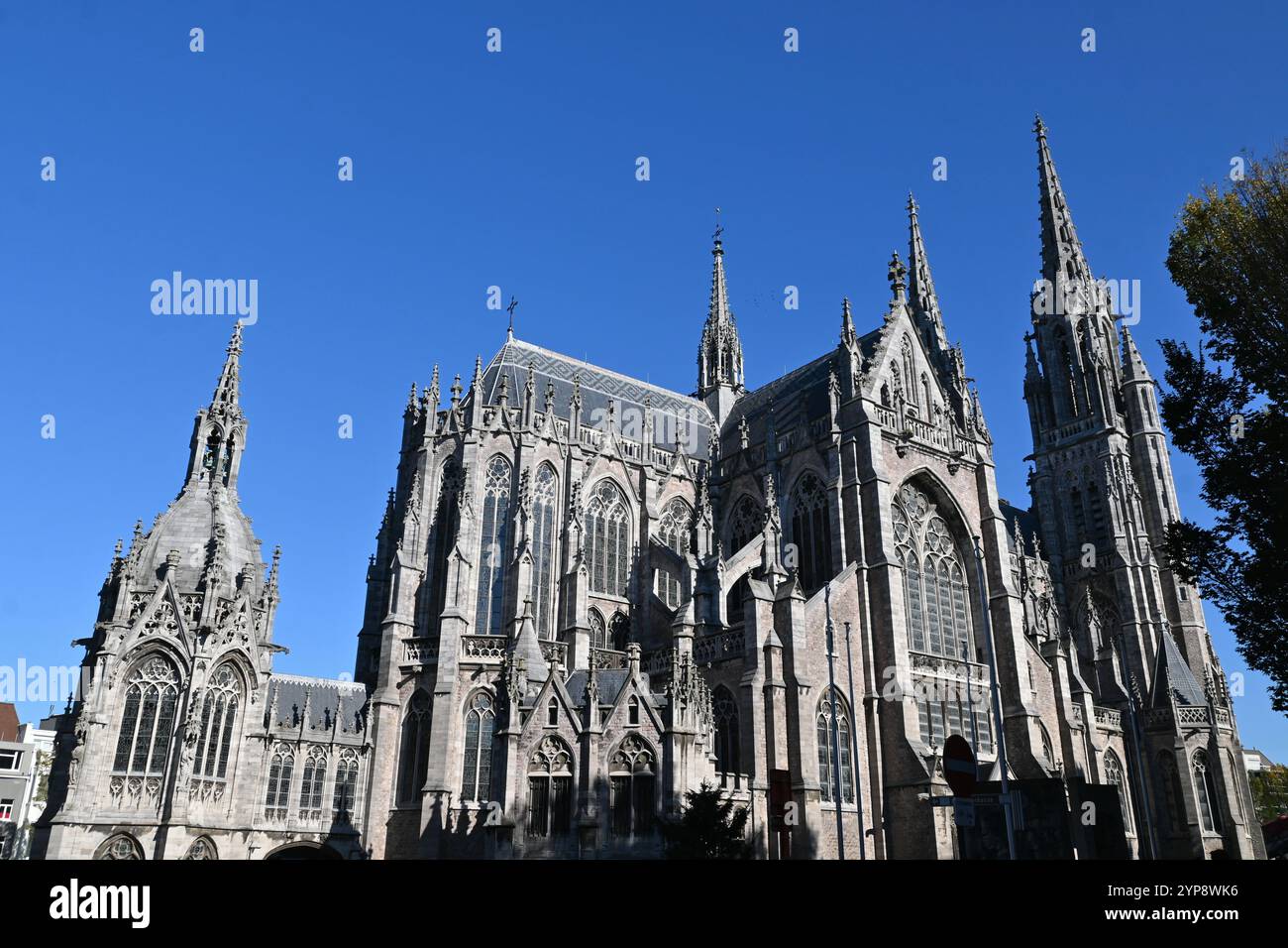Kerk van oostende hi-res stock photography and images - Alamy
