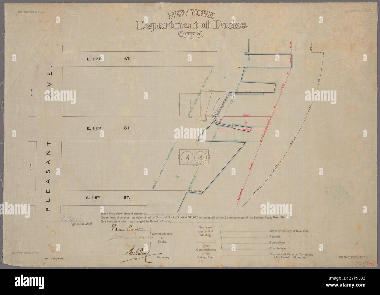 Pierhead and bulkhead lines hi-res stock photography and images - Alamy