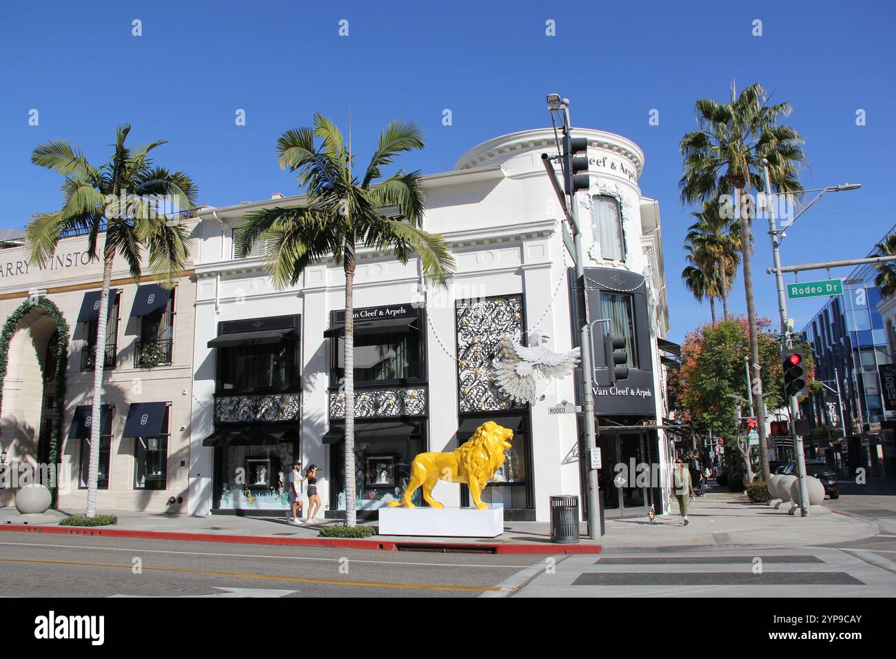 Rodeo Drive Beverly Hills Street Scene Van Cleef And Arpels Exterior ...