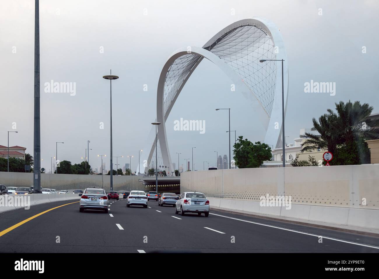 56 bridge doha hi-res stock photography and images - Alamy