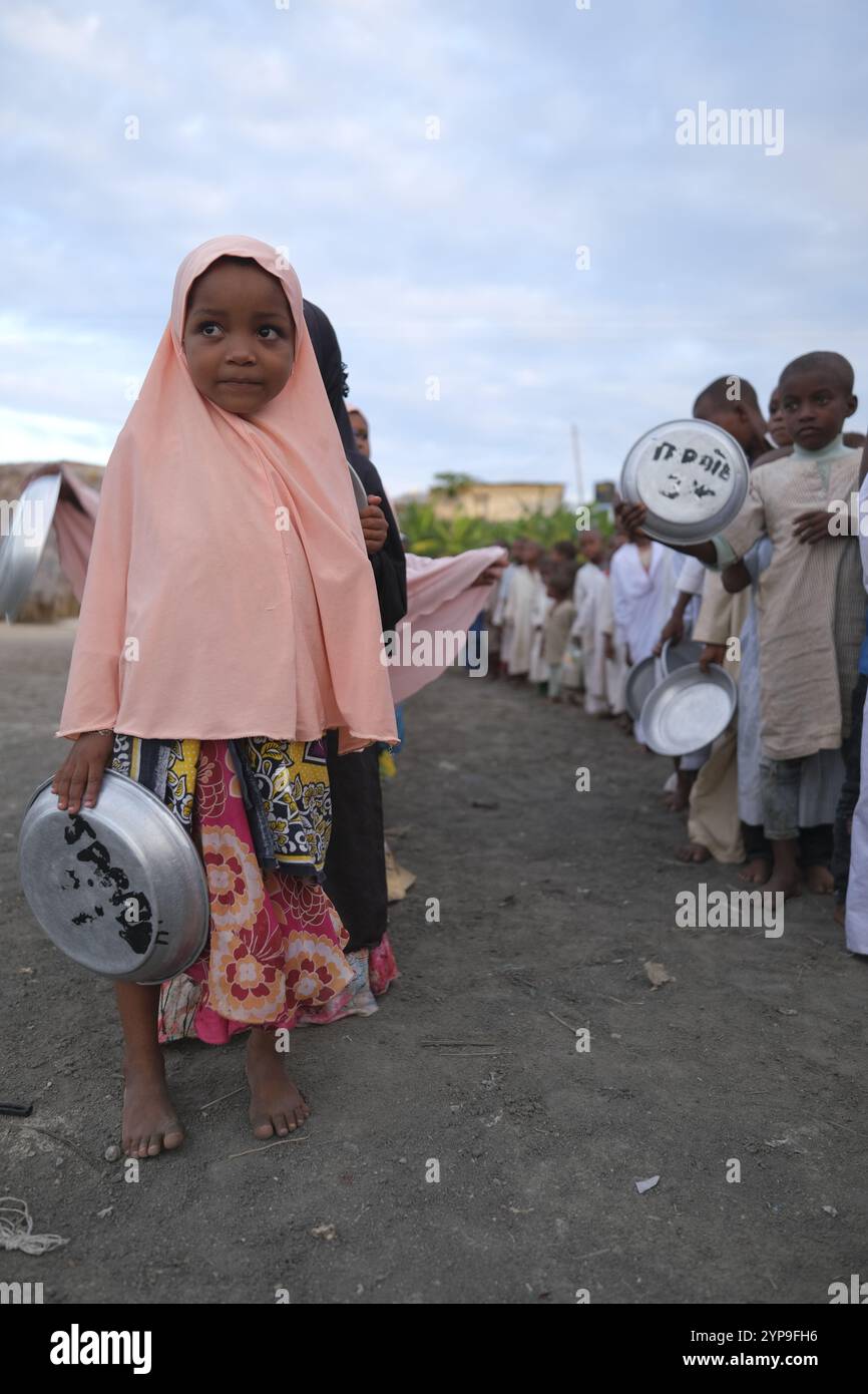 Tanzanya, Arusha - January 08 2023: Ramadan iftar food aid, food aid ...