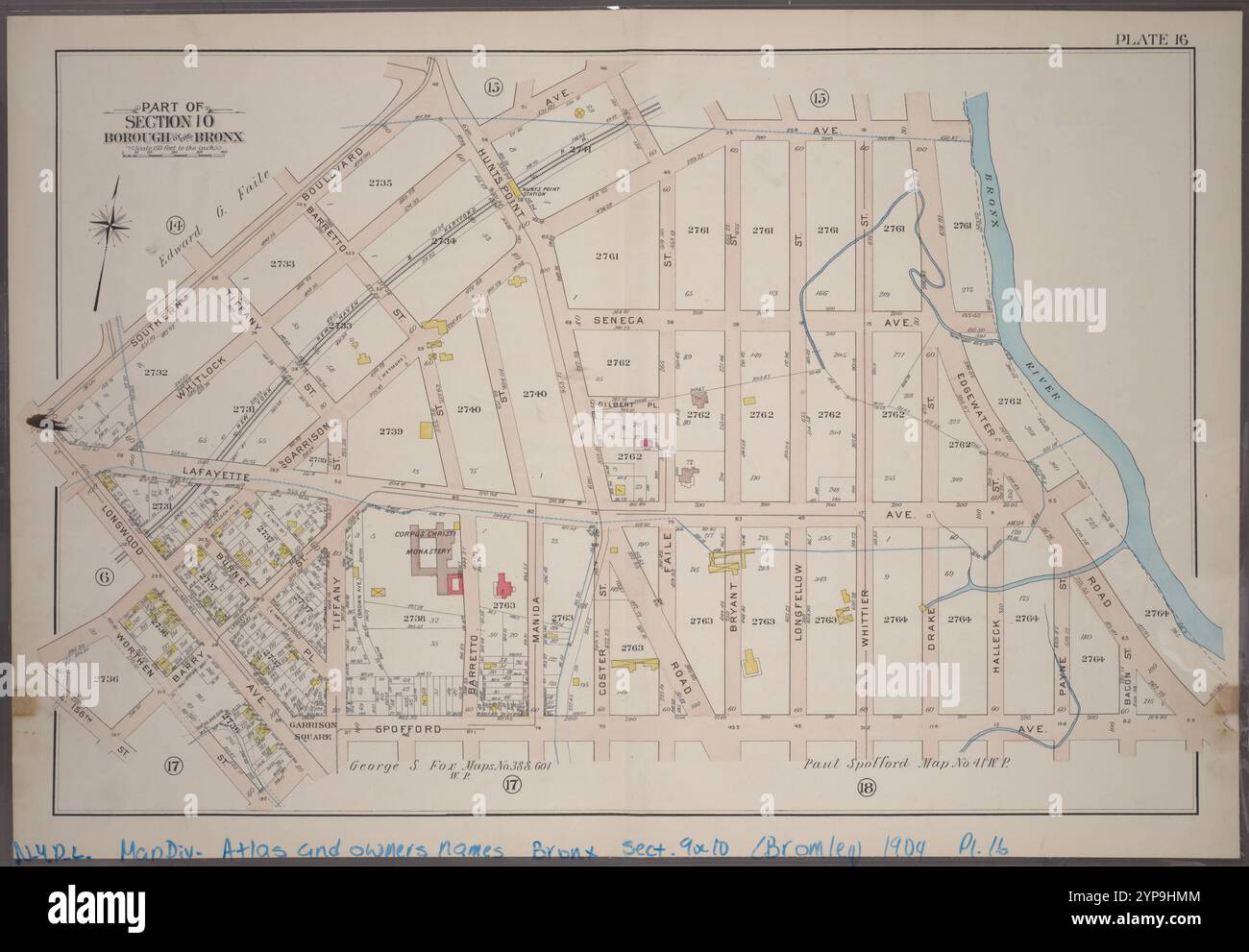 Garisson square hi-res stock photography and images - Alamy