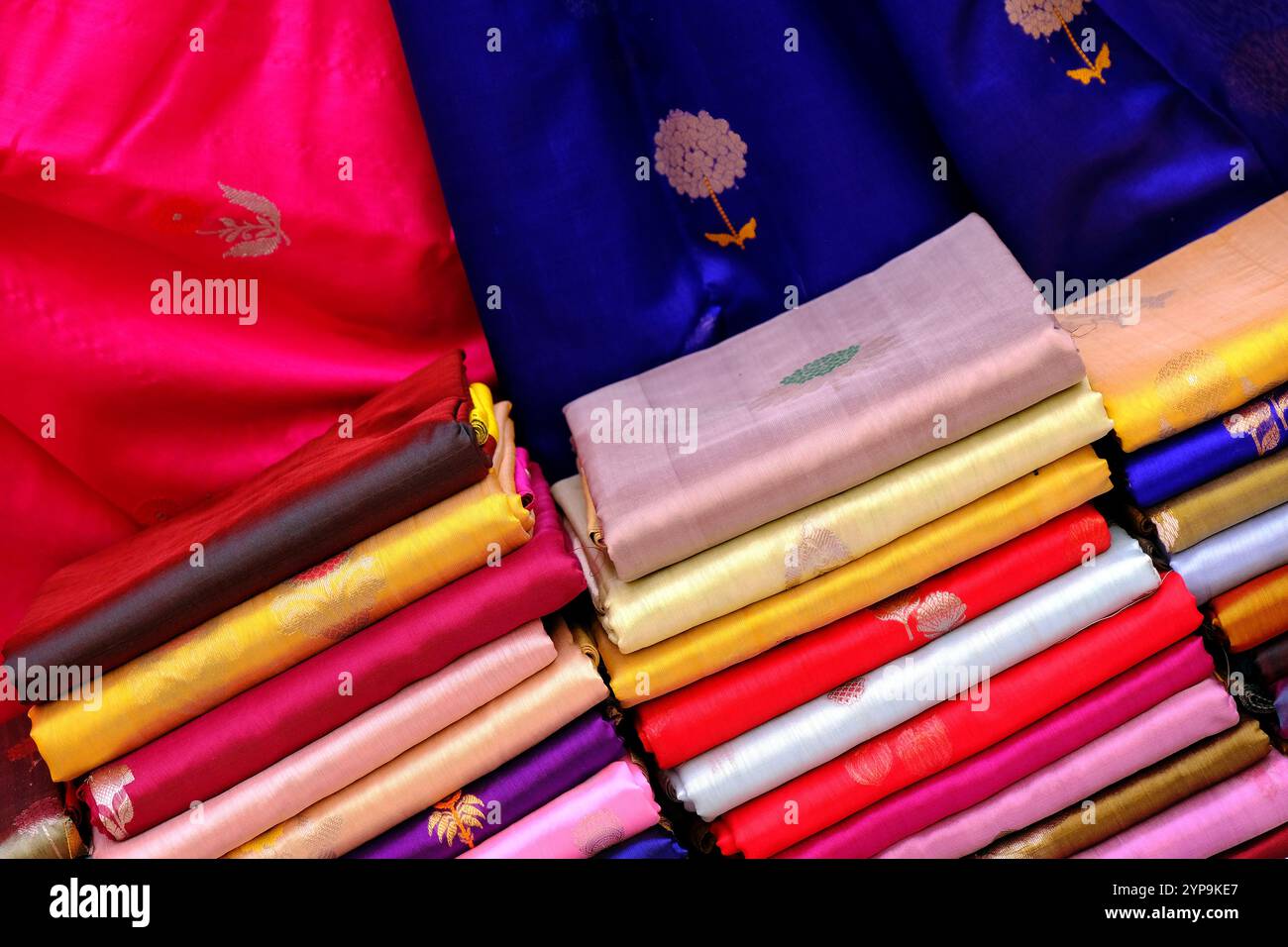 Hand Weaving Silk and Handloom Sarees, saree with golden details, woman ...