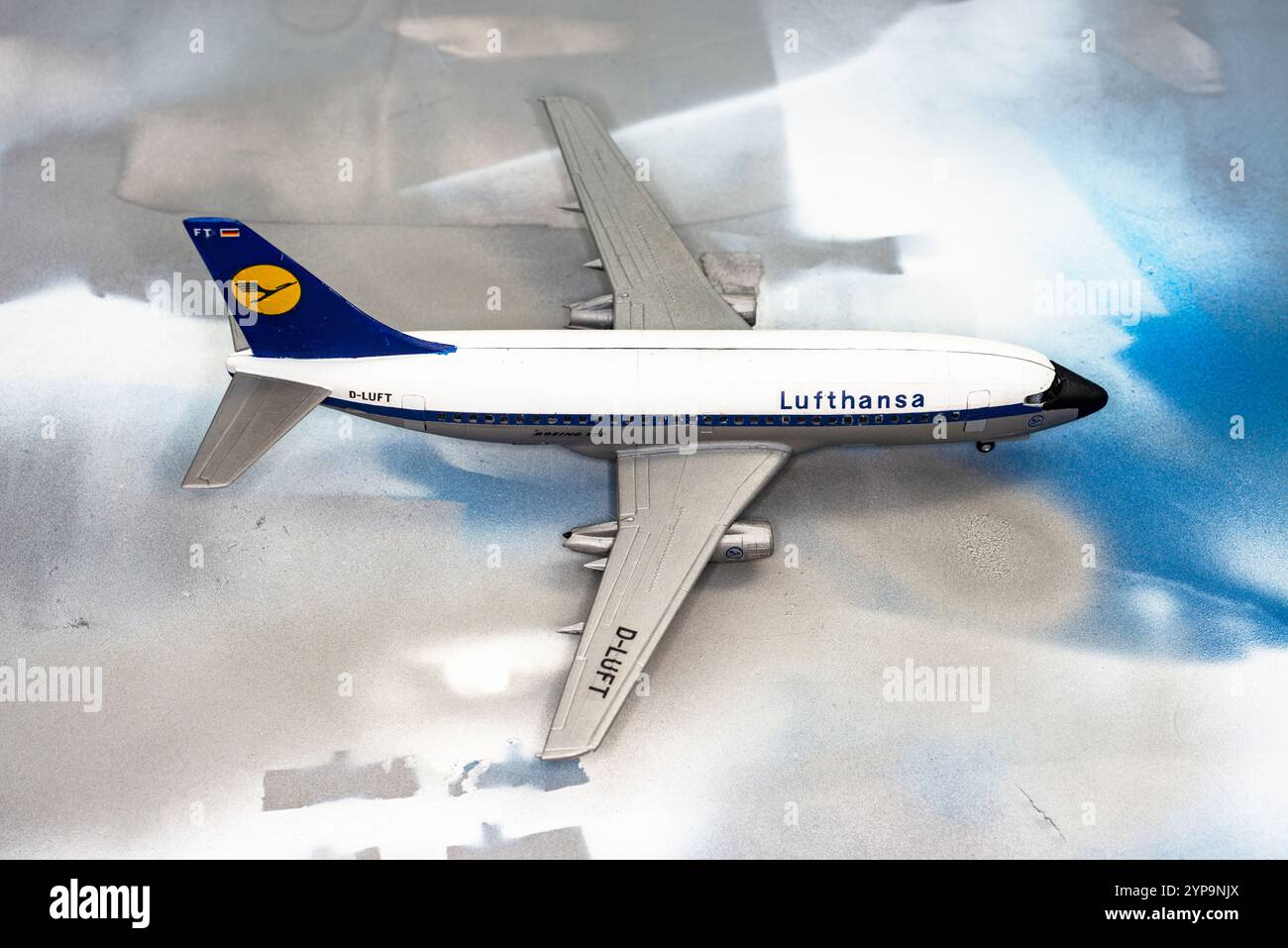 Vintage Airfix 1/144 scale Boeing 737 model aircraft Stock Photo - Alamy