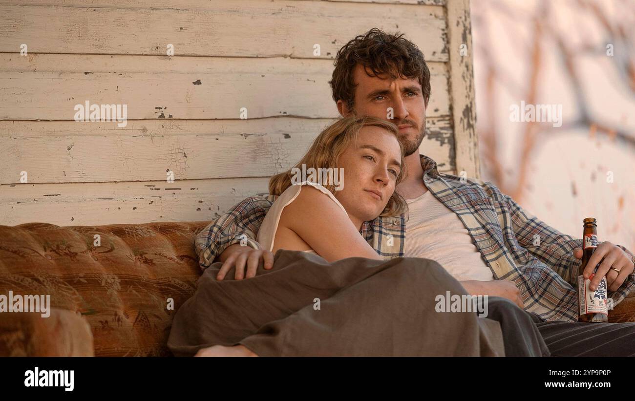 SAOIRSE RONAN and PAUL MESCAL in FOE (2023), directed by GARTH DAVIS ...
