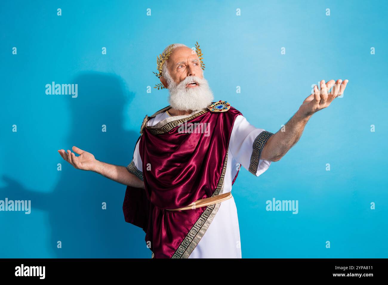 Photo of powerful mature man recipe poem speech wear ancient roman ...