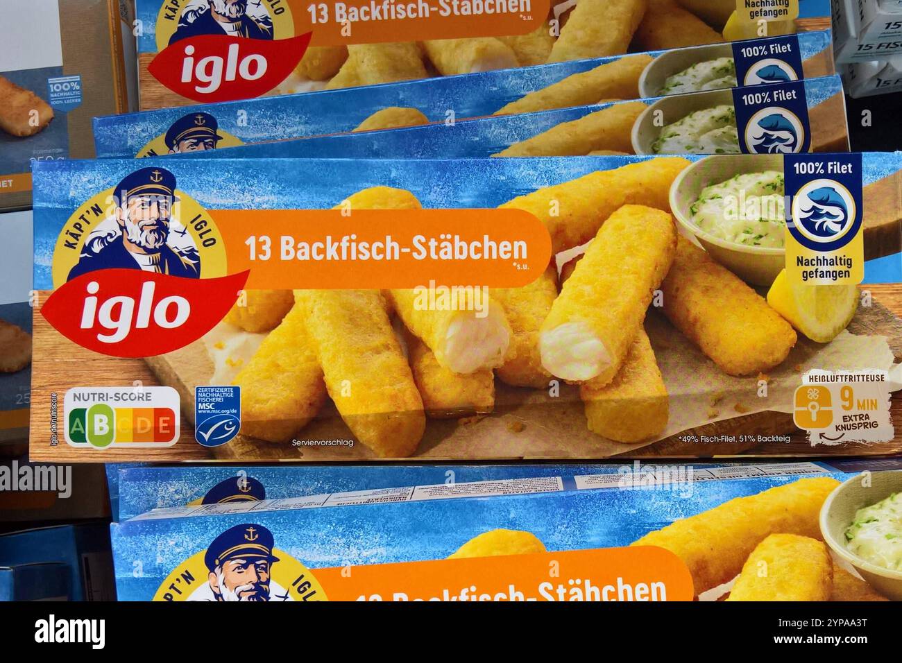 Iglo Backfisch-Stäbchen in der Gefriertruhe. Iglo ist ein deutsches ...