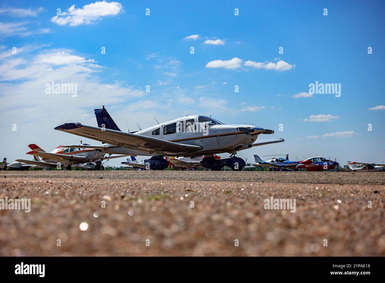 Skydive aircraft hi-res stock photography and images - Alamy