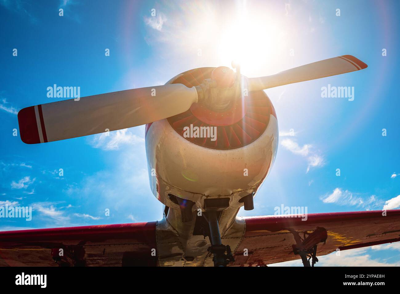 Single-engine aircraft propeller close up Stock Photo - Alamy