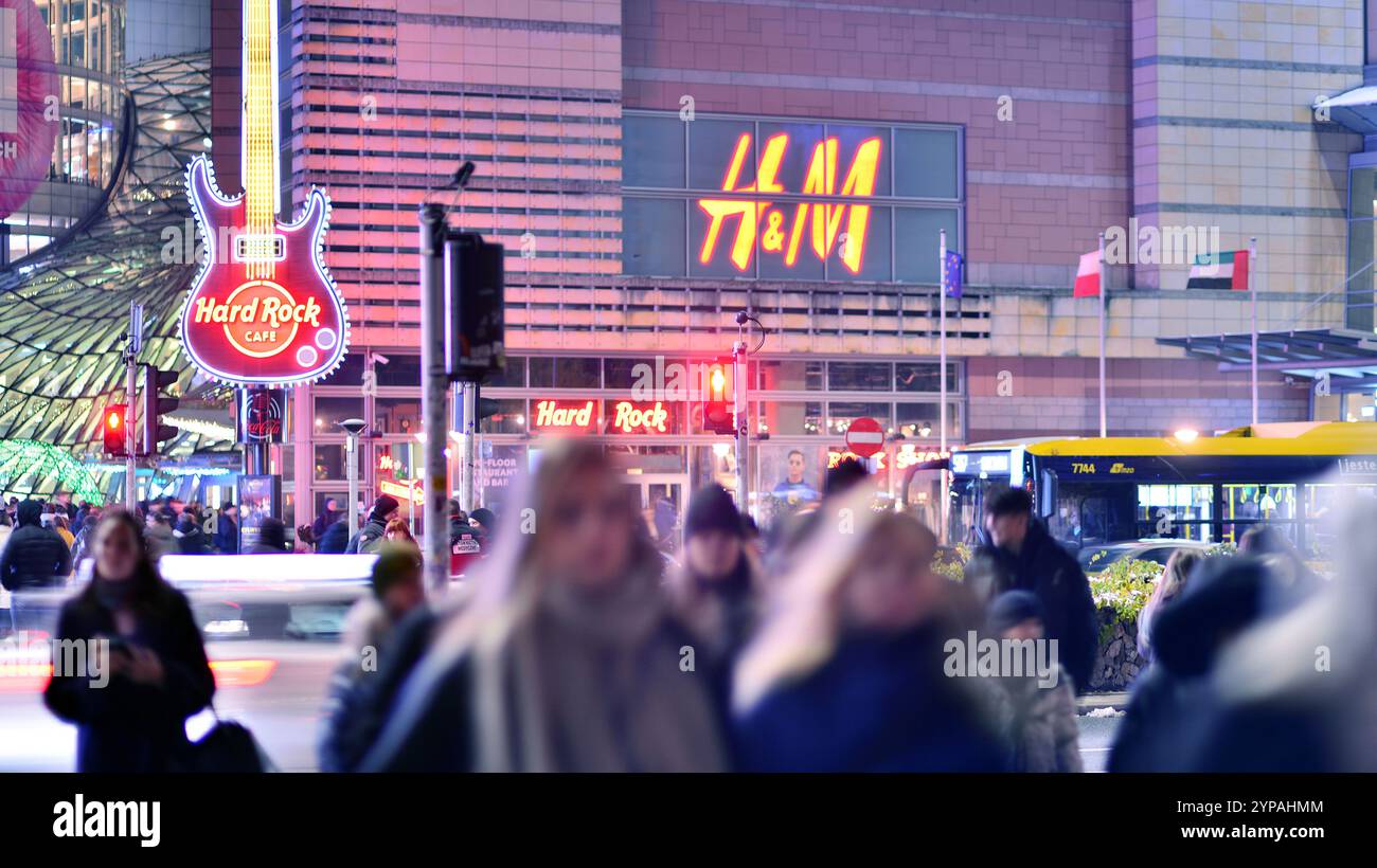 Blur men walking street night blur hi-res stock photography and images ...