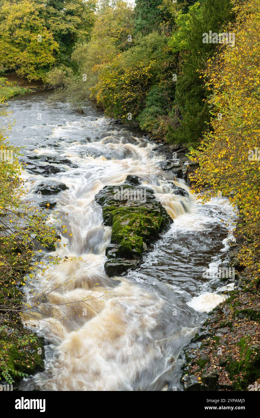 The River Almond from Grotto Bridge near Cramond, Edinburgh Stock Photo ...