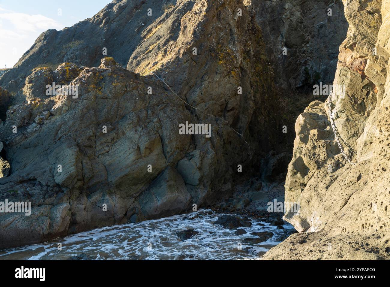 The famous Elie Chain Walk, Elie, Fife, Scotland Stock Photo - Alamy