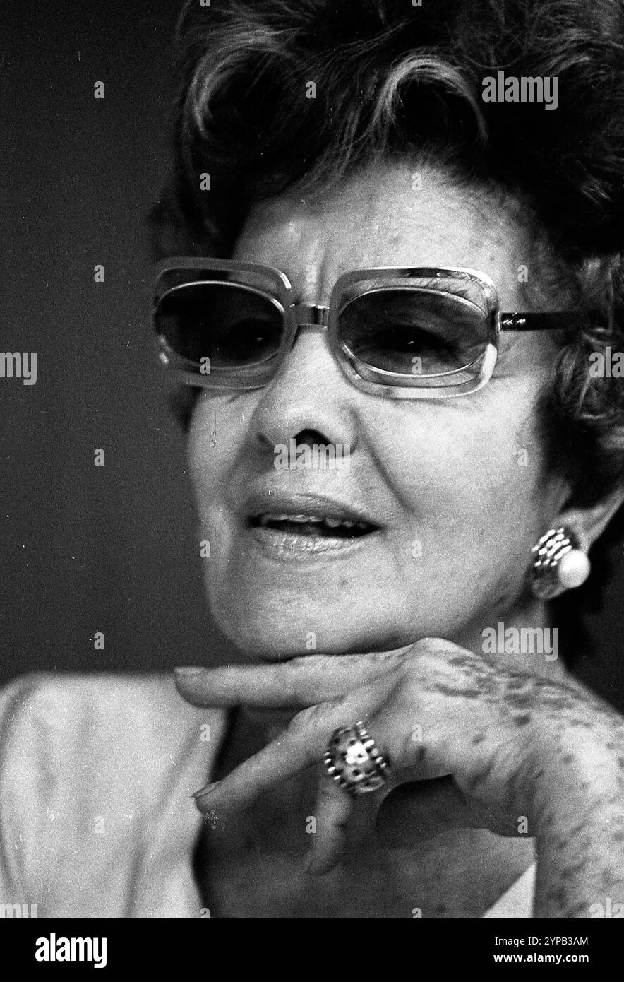 Spanish-Argentine actress and vedette Gloria Guzmán during a press ...
