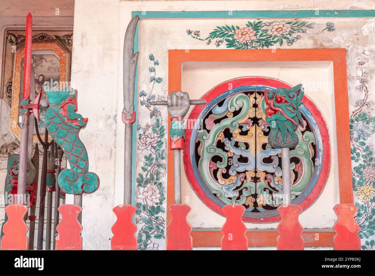 Rong Kueak Shrine or Chao Hon Wong Kung, Chinese Buddhist temple ...