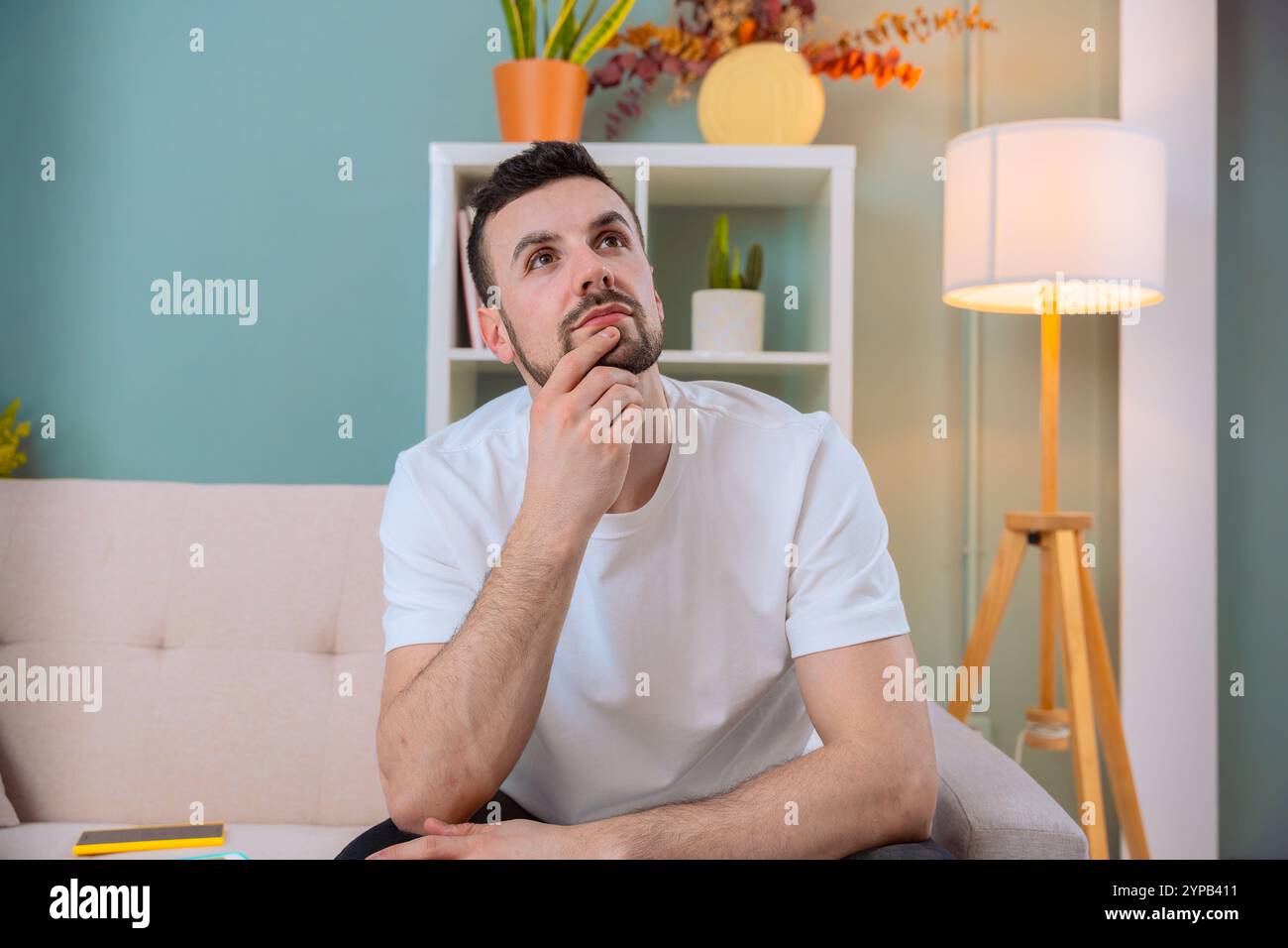 Thinking room hi-res stock photography and images - Alamy