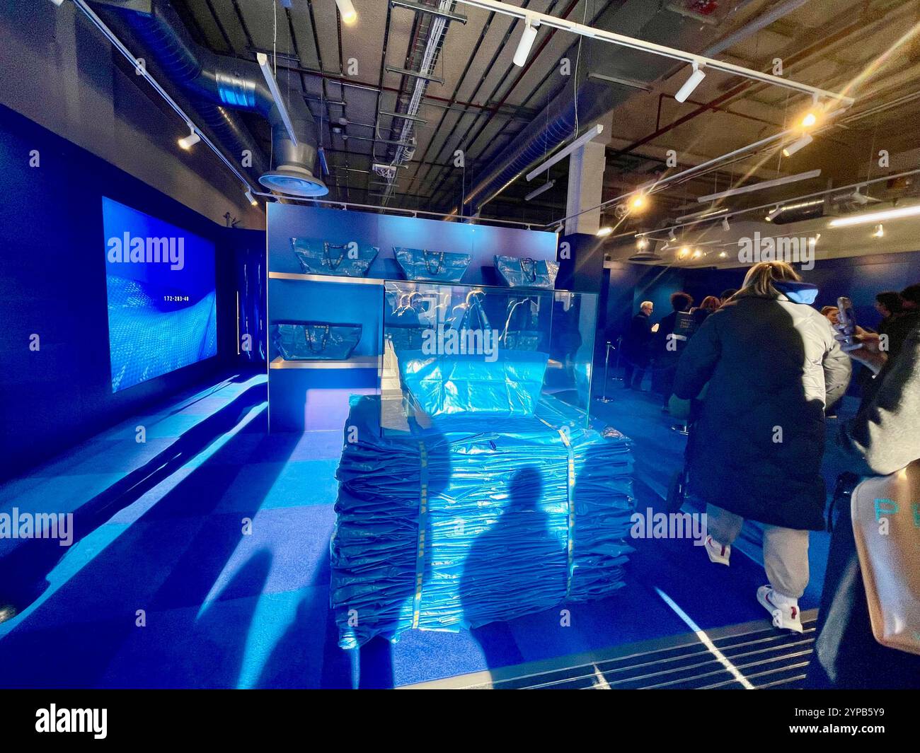 Ikea oxford street hi-res stock photography and images - Alamy