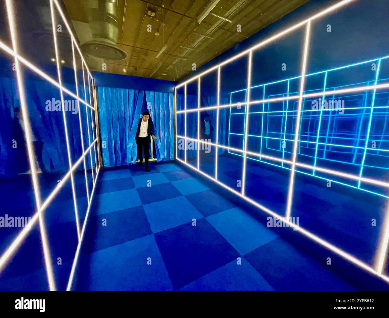 Ikea oxford street hi-res stock photography and images - Alamy