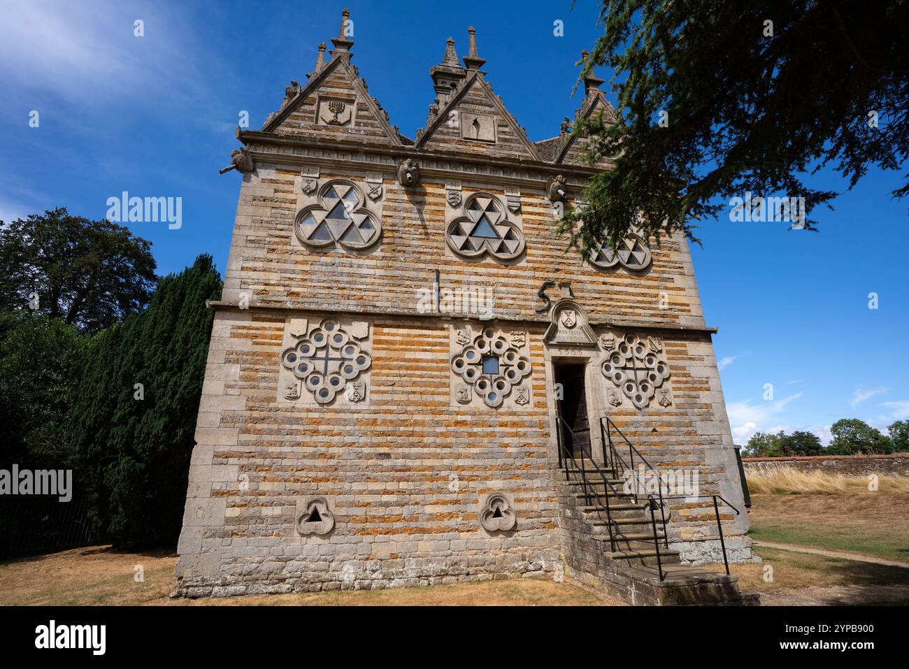 The Triangular Lodge is a Grade I lfolly, designed by Sir Thomas ...