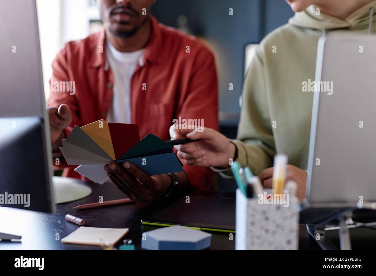 Color selection teamwork colleagues hi-res stock photography and images ...