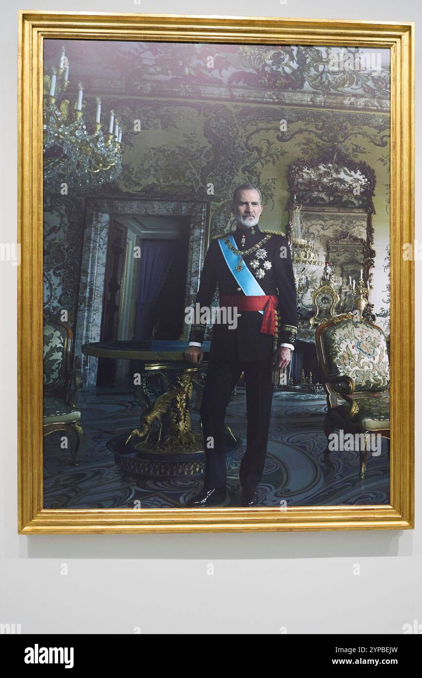 King Felipe VI of Spain photographed by portraits by Annie Leibovitz ...