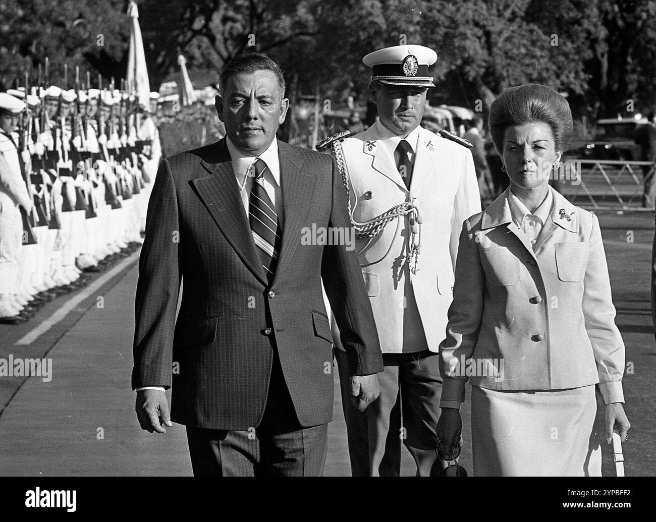 Panamenian President Omar Torrijos reviews troops with Argentine Vice ...