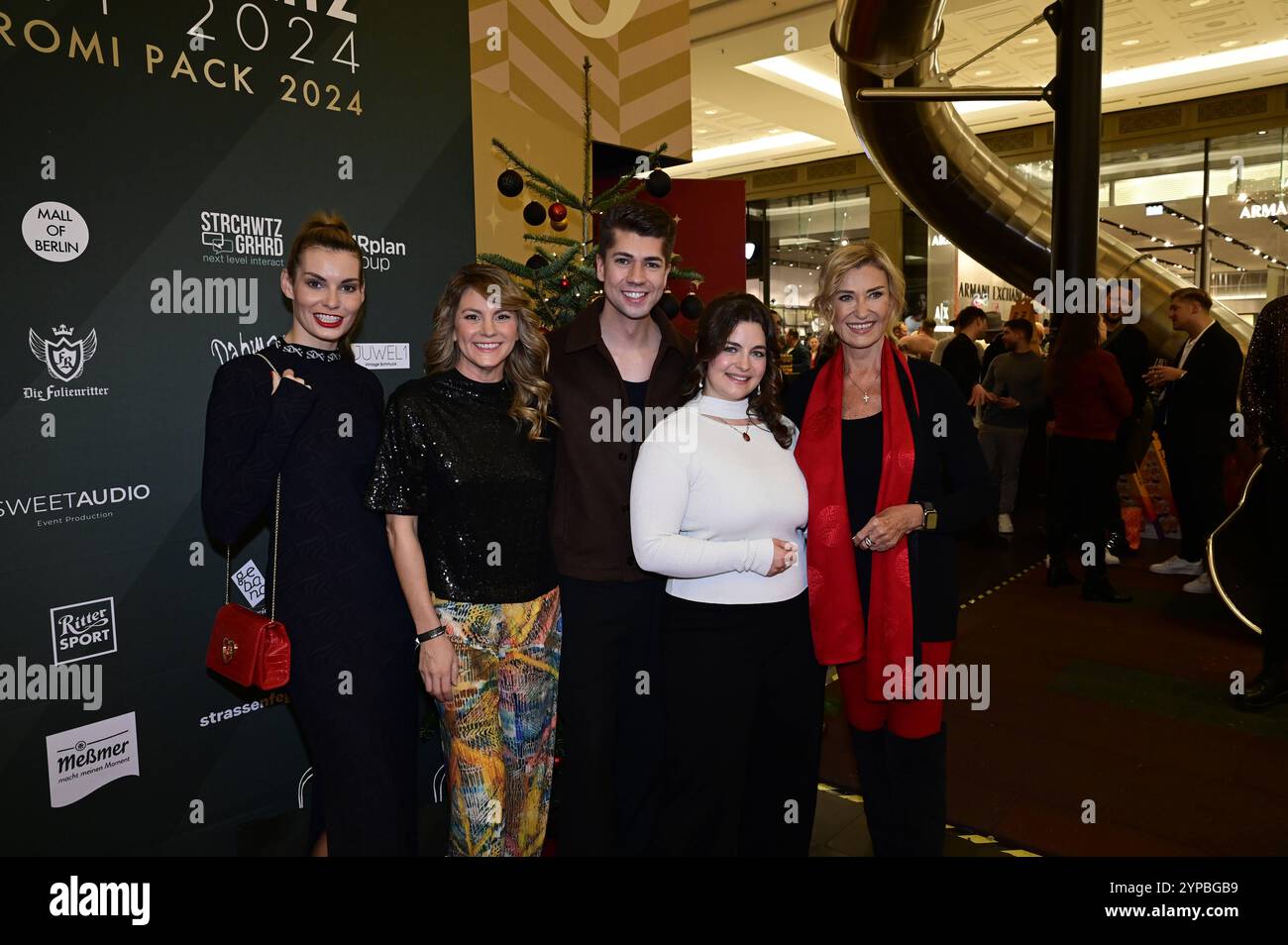Rebecca Kunikowski, Luise Bähr, Maximilian Seitz, Ronja Forcher und ...
