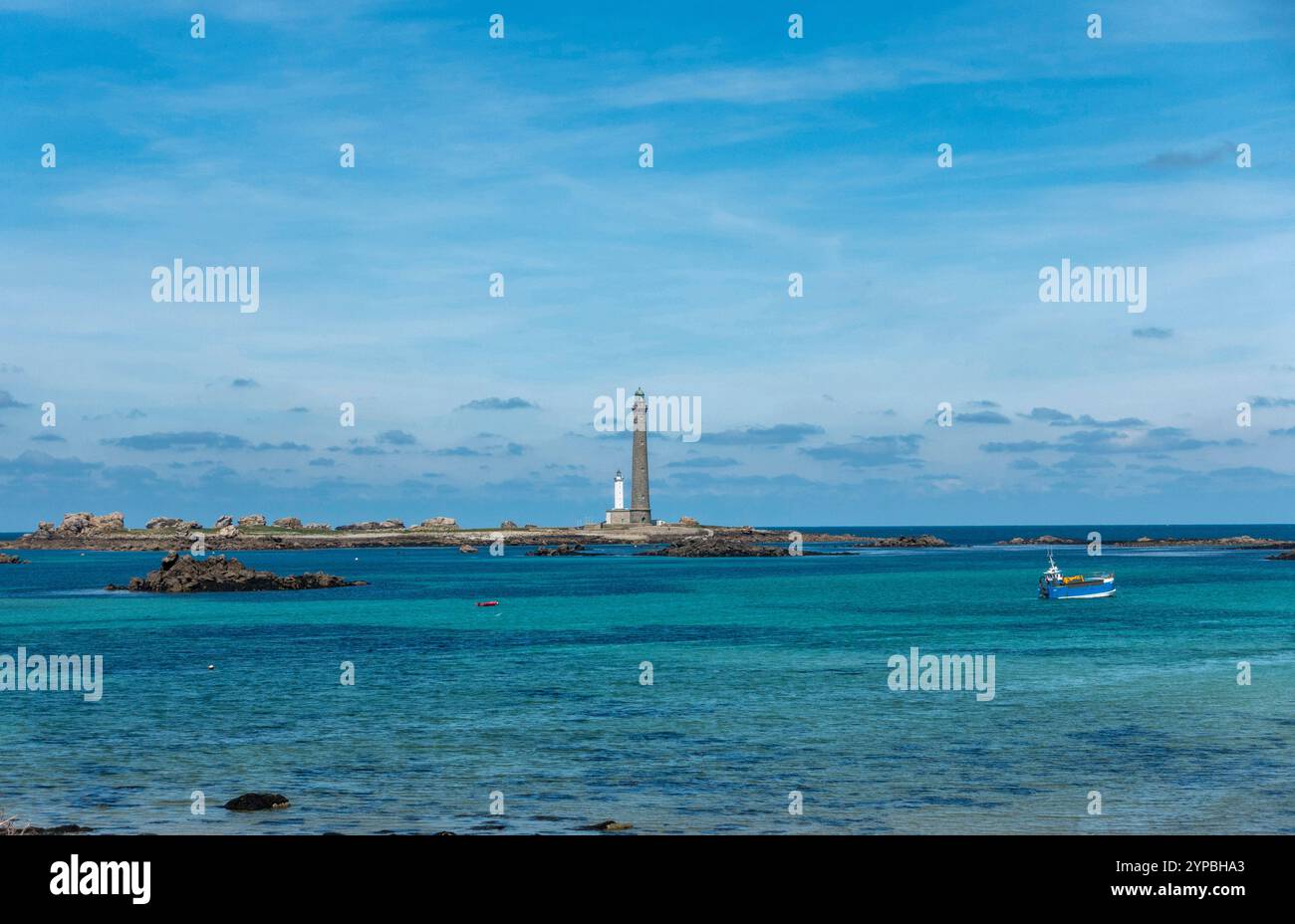 Plouguerneau (Brittany, north-western France): The Ile Vierge ...