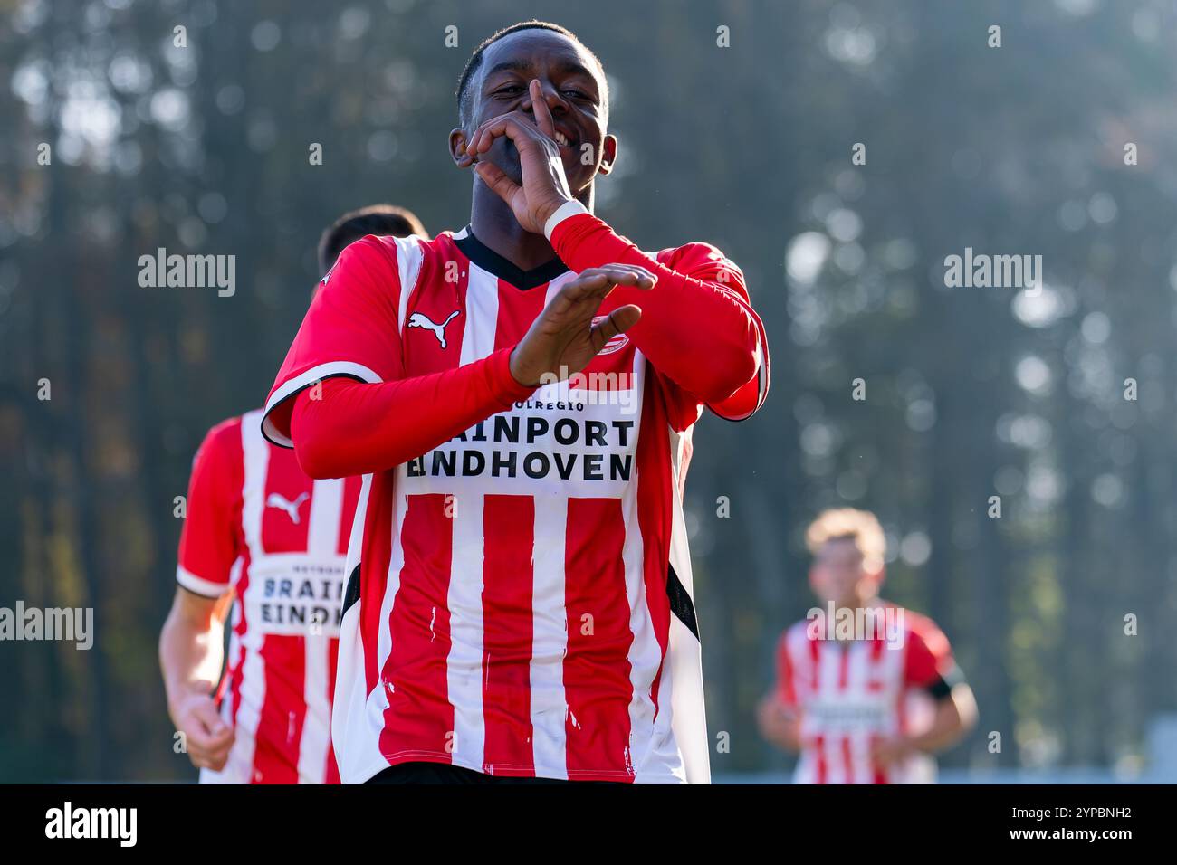 EINDHOVEN, NETHERLANDS - NOVEMBER 5: Manuel Bahaty of PSV Eindhoven U19 ...