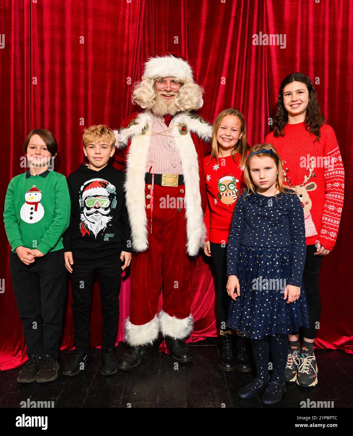 EDITORIAL USE ONLY (left to right) Mini fundraisers Rowan McDonnell, 8 ...