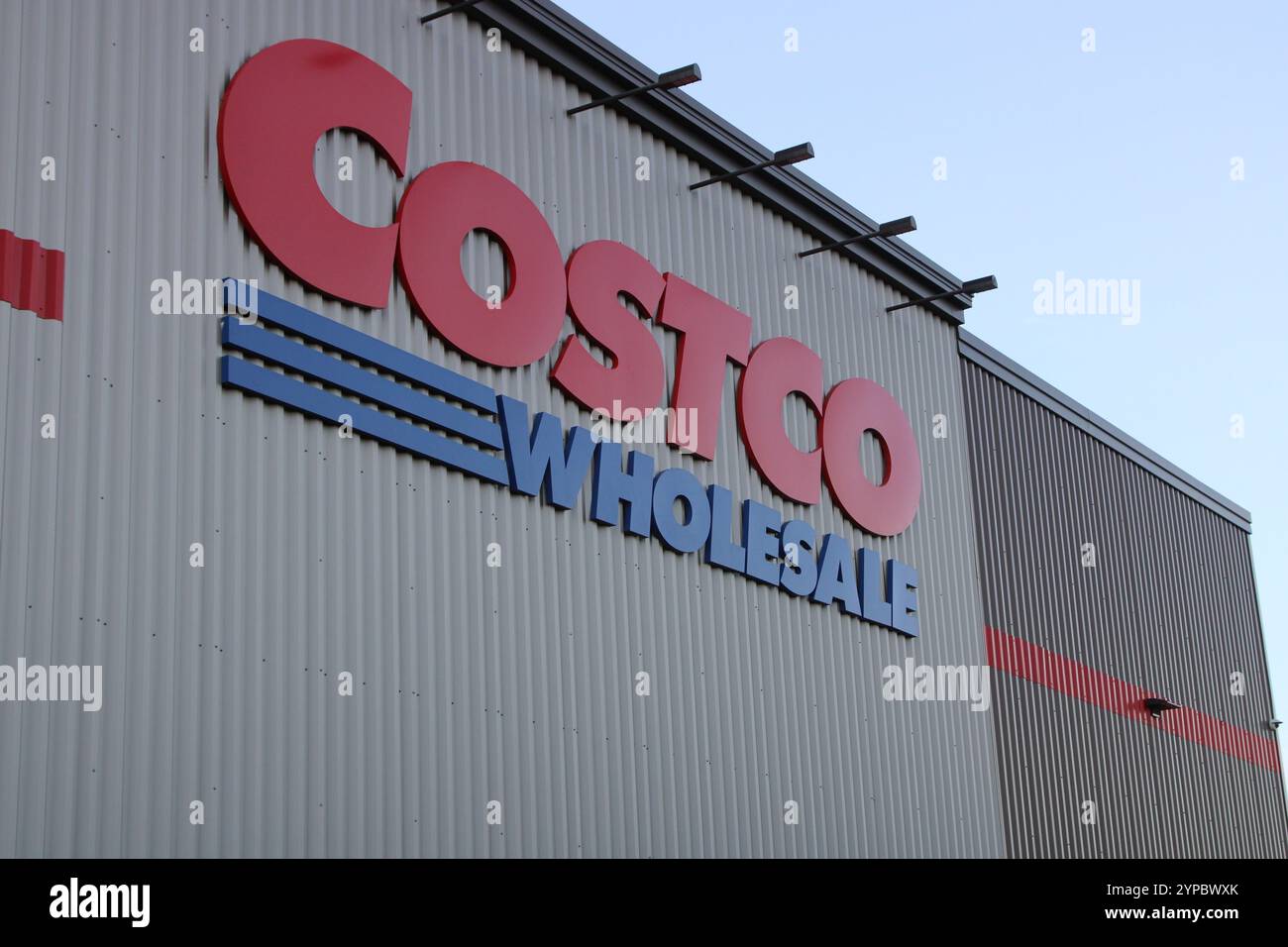 Costco auto and home insurance hi-res stock photography and images - Alamy