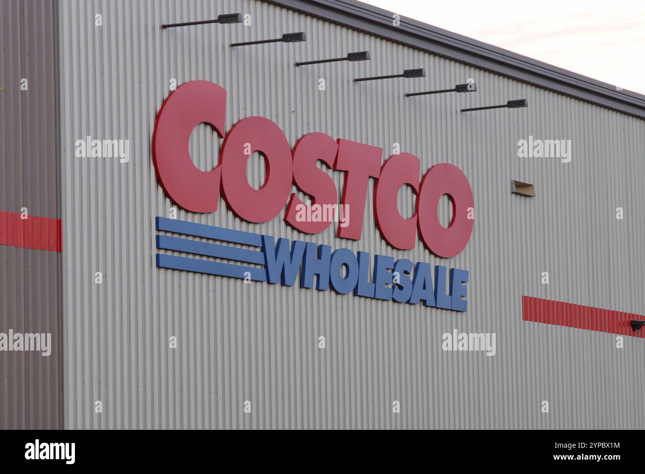 San Antonio, USA. 29th Nov, 2024. Close up view of a Costco sign at a ...