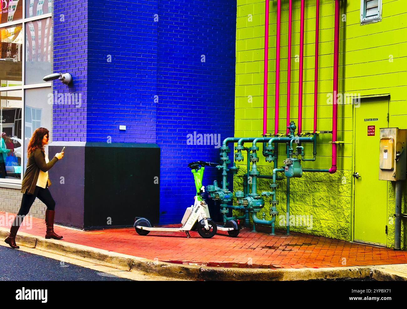 Bright colors in an urban alley Stock Photo - Alamy