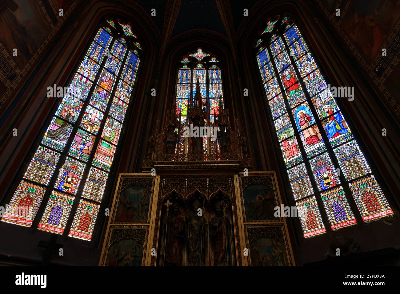 Saint Vitus Cathedral (Katedrala sv. Vita) located in Prague Castle ...