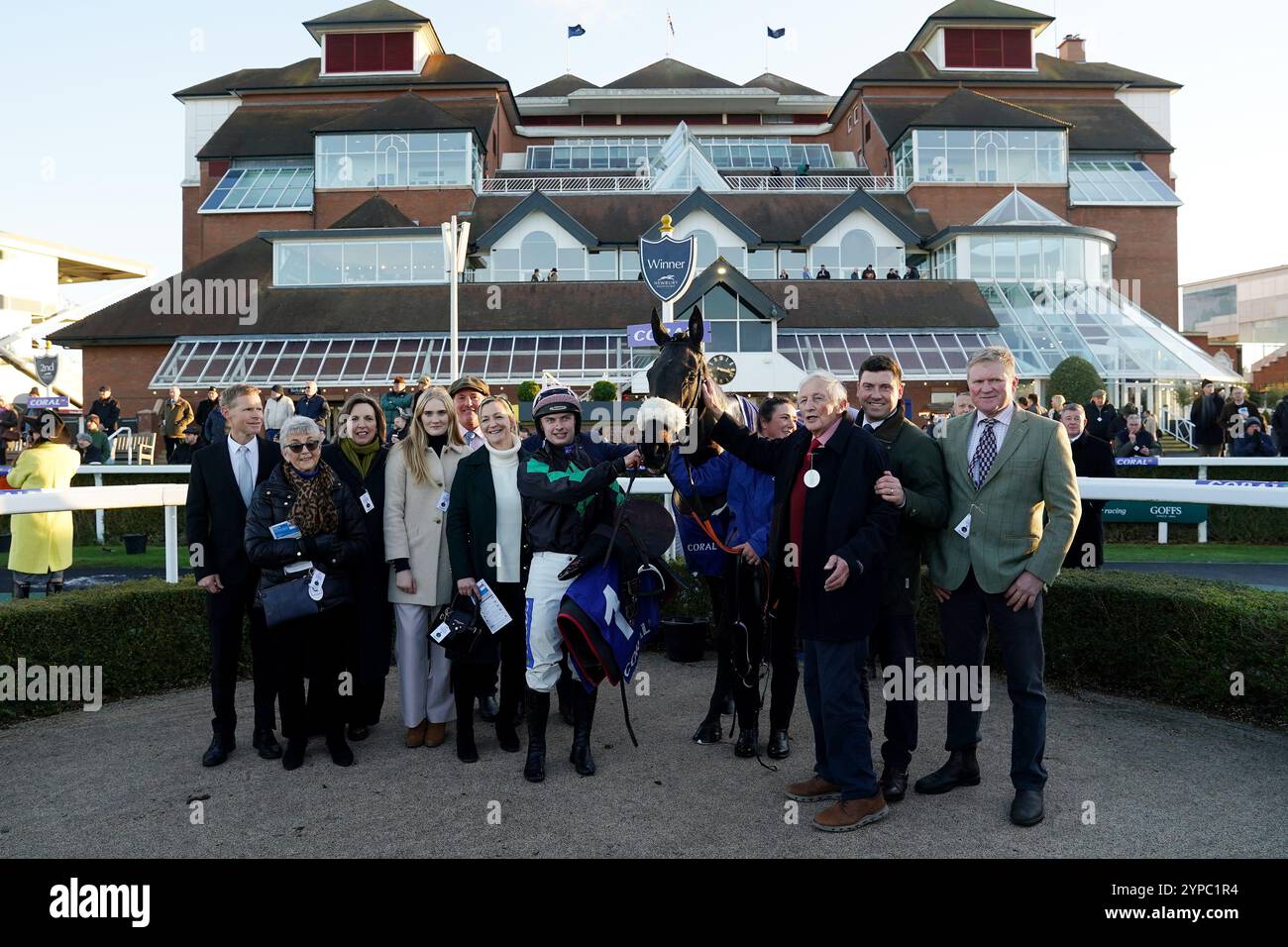 Sean bowen jockey 2024 newbury hi-res stock photography and images - Alamy