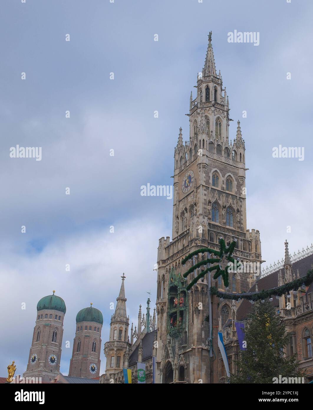 29.11.2024, Muenchen Innenstadt in der Weihnachten Stimmung, im Bild ...