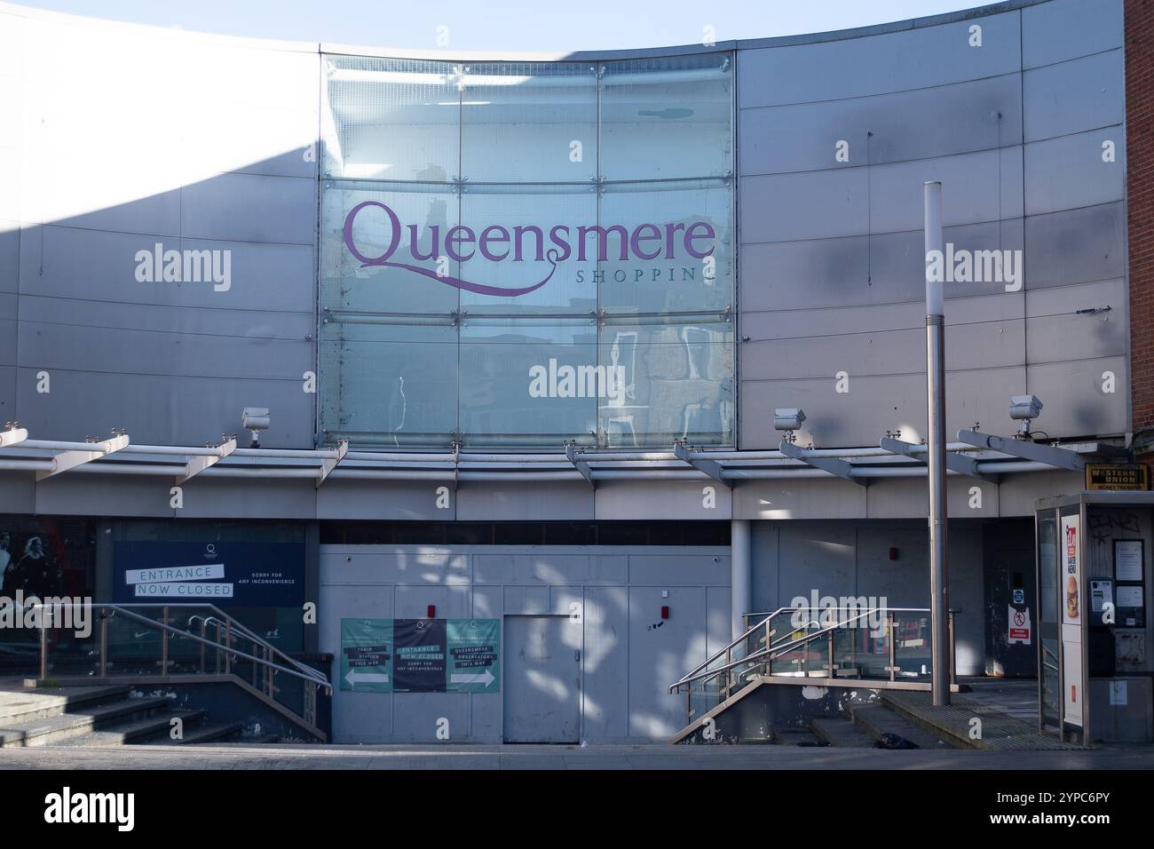 Slough, UK. 29th November, 2024. The now partially closed down ...