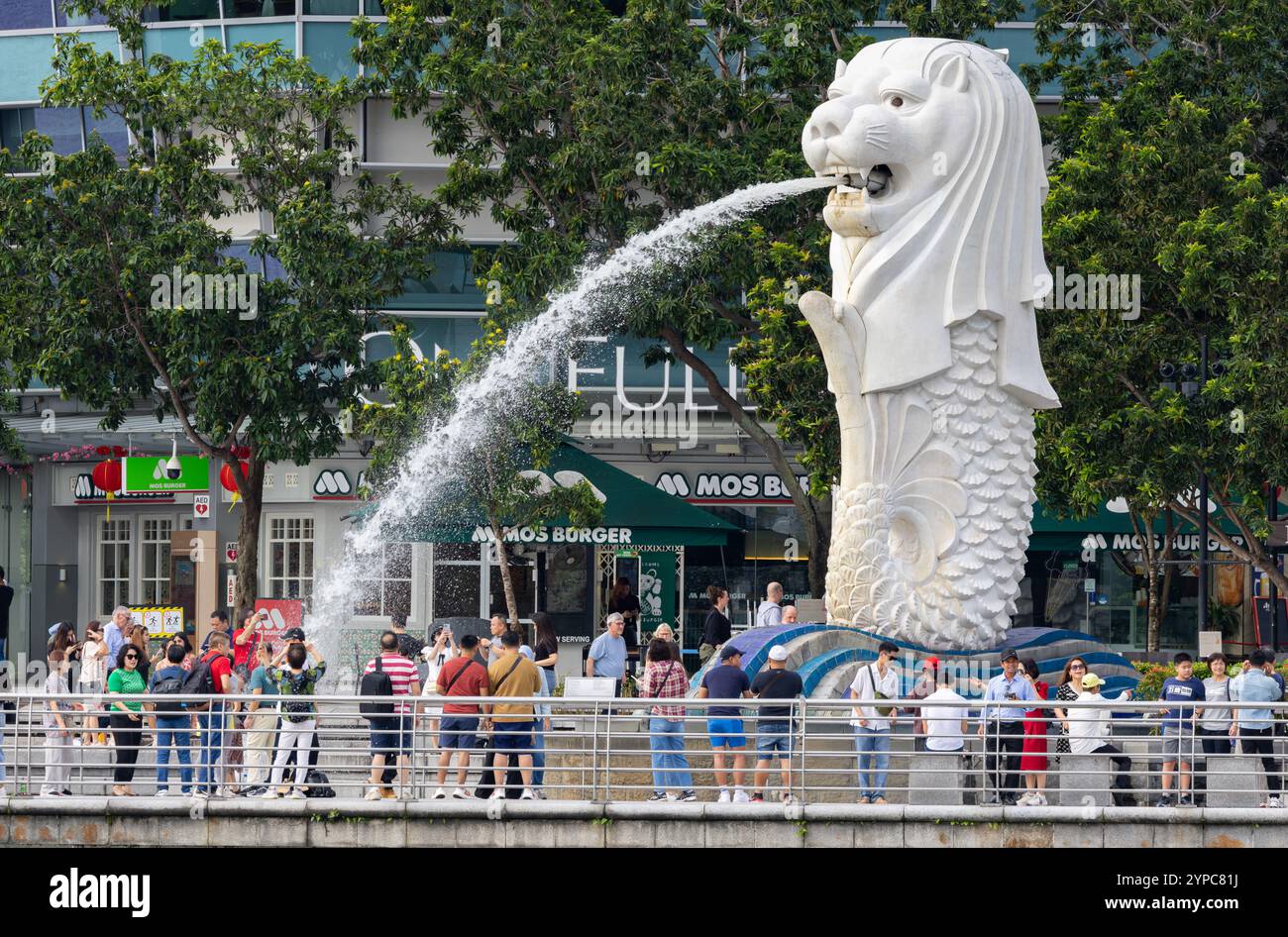 Merlion at Marina Bay, Singapore Stock Photo - Alamy