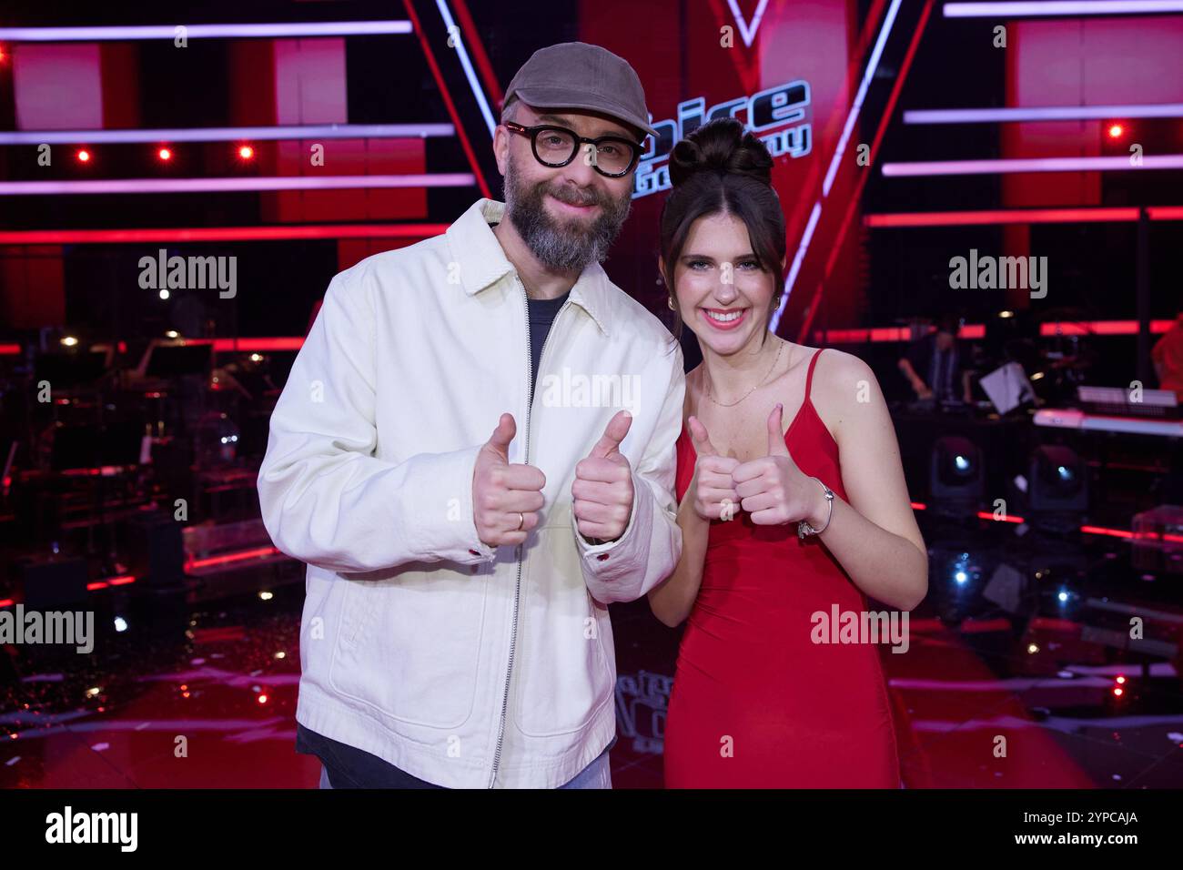 Berlin, Germany. 29th Nov, 2024. Coach Mark Forster and 16-year-old ...