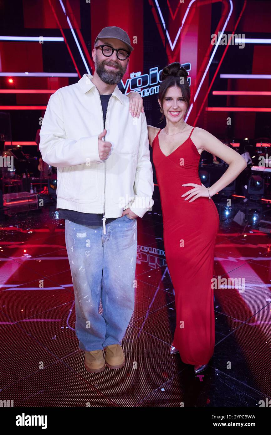 Berlin, Germany. 29th Nov, 2024. Coach Mark Forster and 16-year-old ...